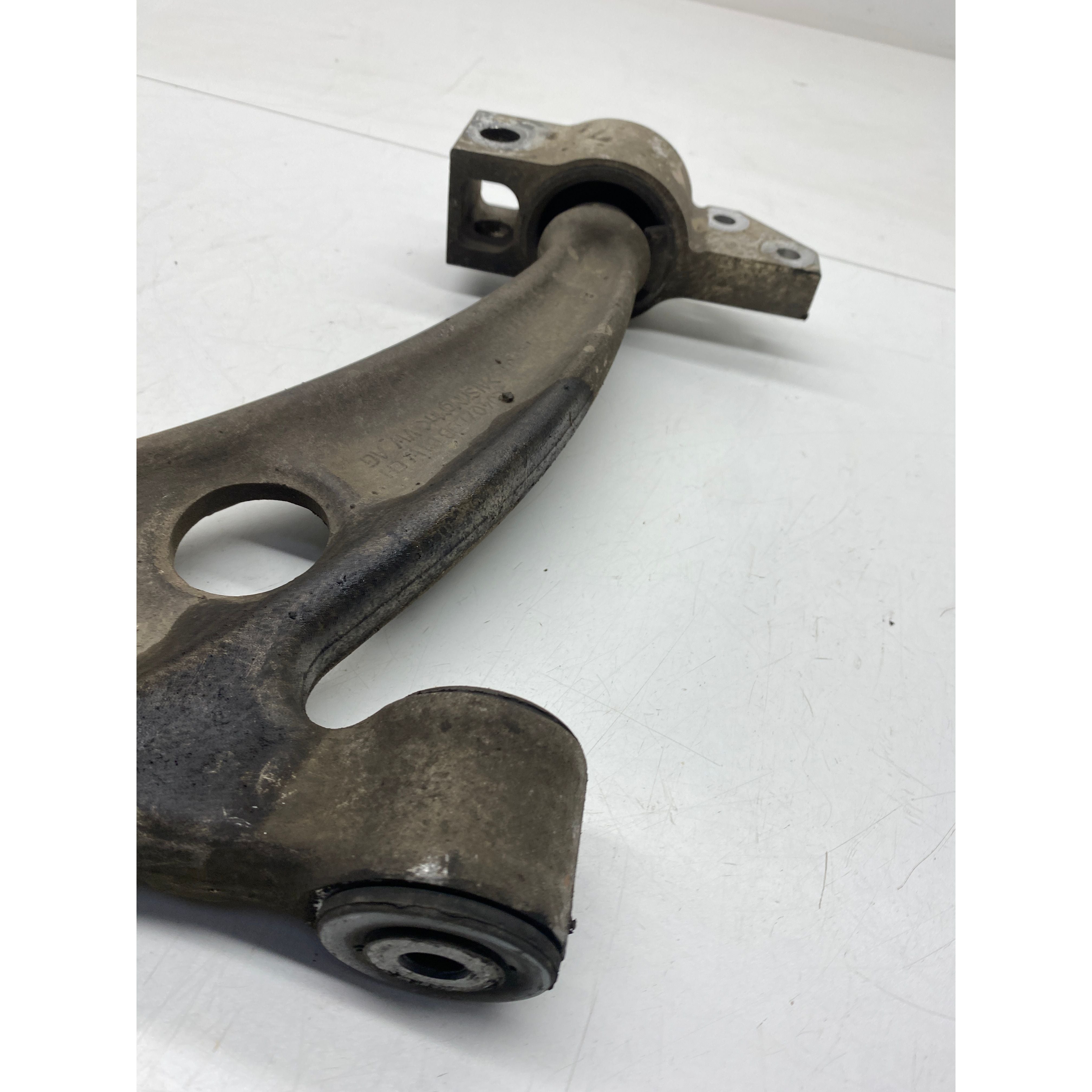 Audi S3 Wishbone control arm front right drivers 8P 2007 | Torque Motors