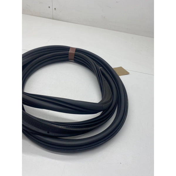 Ford Fiesta ST boot shut rubber seal tailgate 1.5 turbo MK8.5 2023 ...