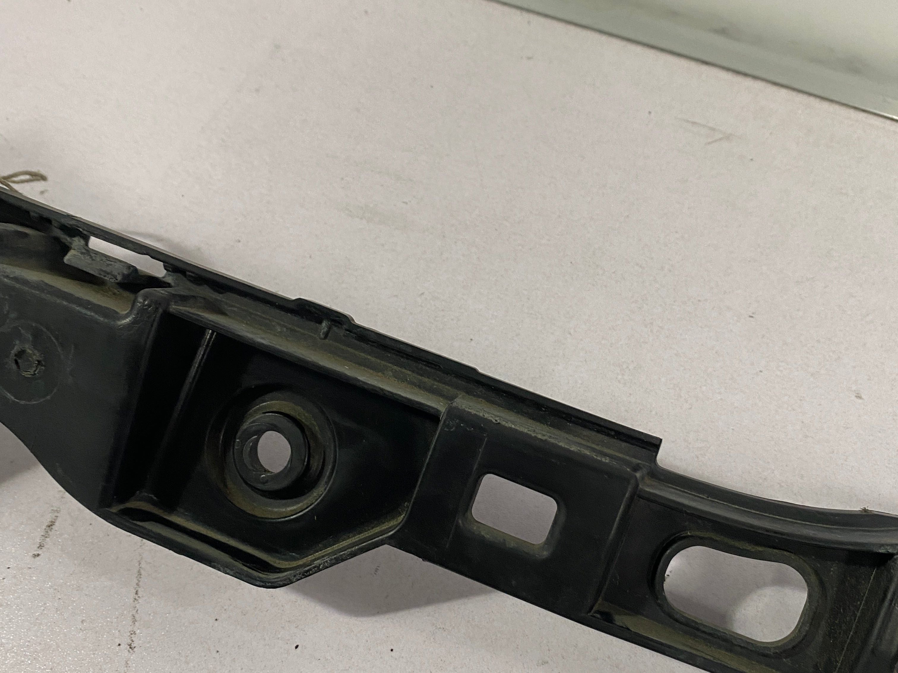 Volkswagen Golf GTI rear bumper mount support 5k6807863 MK6 2010 ...