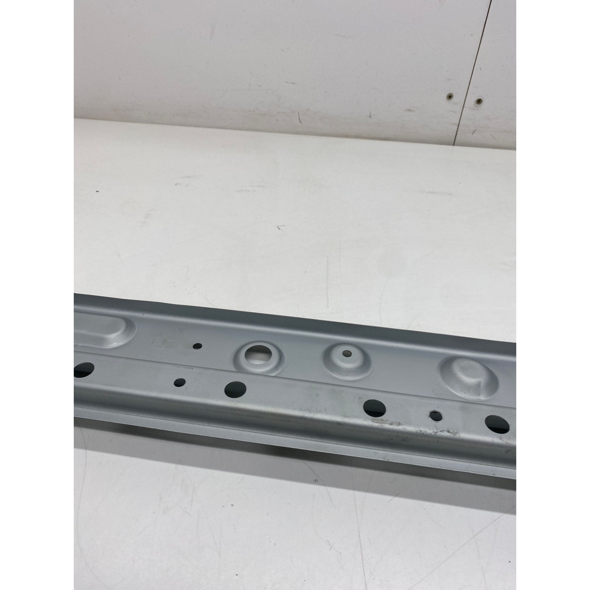 Nissan 370z parcel shelf bracket Nismo 2016 | Torque Motors