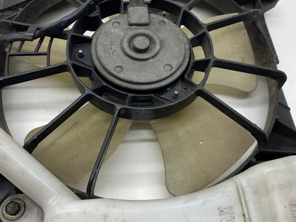 Honda civic radiator fan type r FN2 2009 | Torque Motors