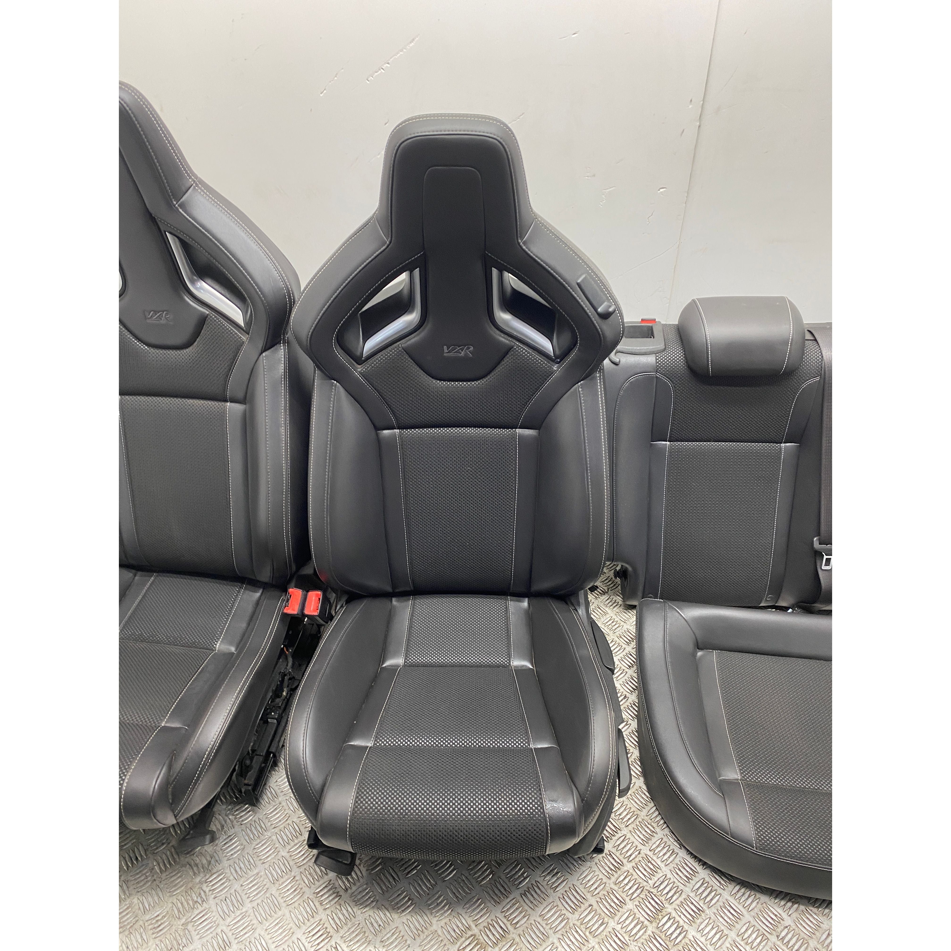 Vauxhall Astra J Seats front & rear VXR MK6 GTC 2013 | Torque Motors