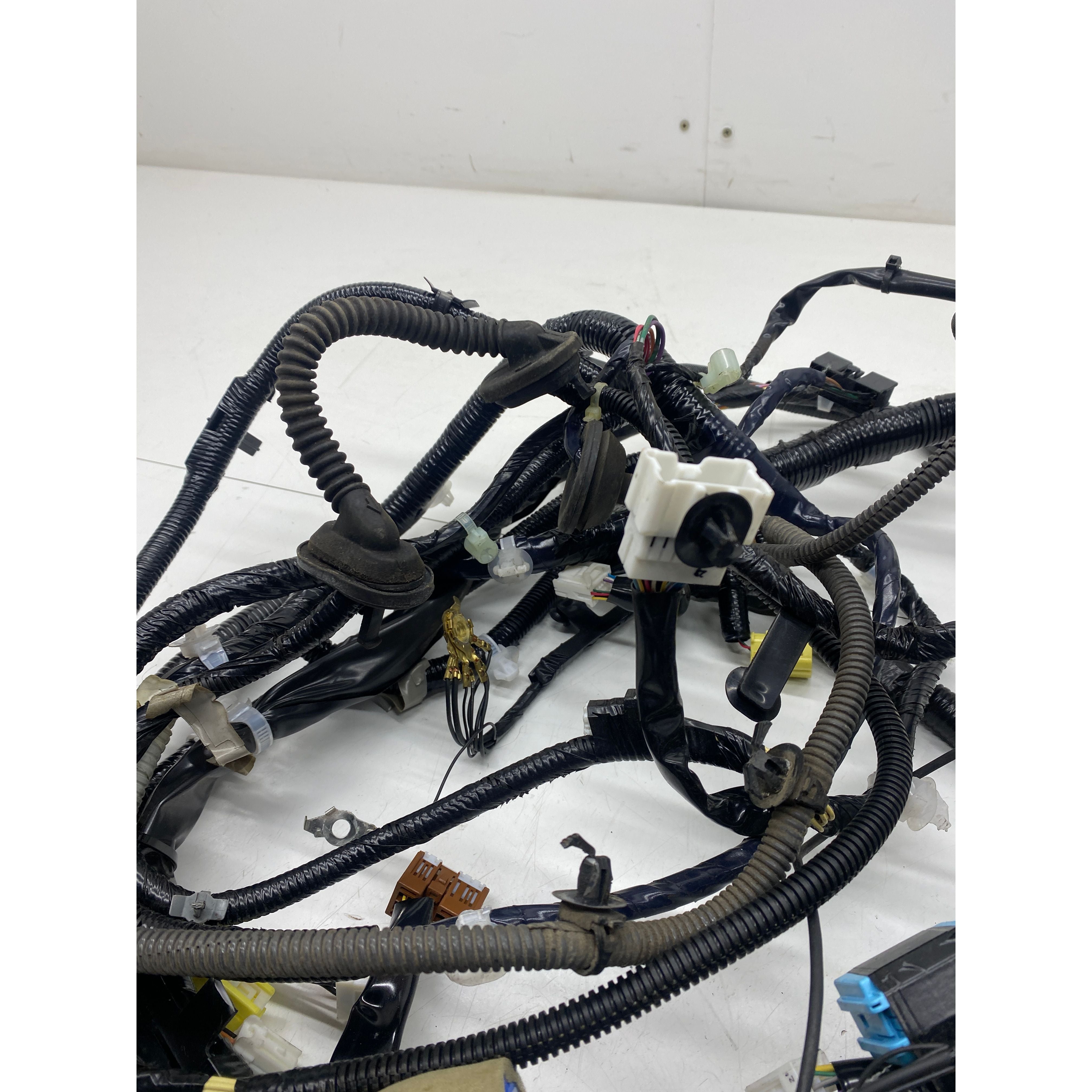 Nissan R35 interior wiring loom harness right side GTR 2009 GT-R ...