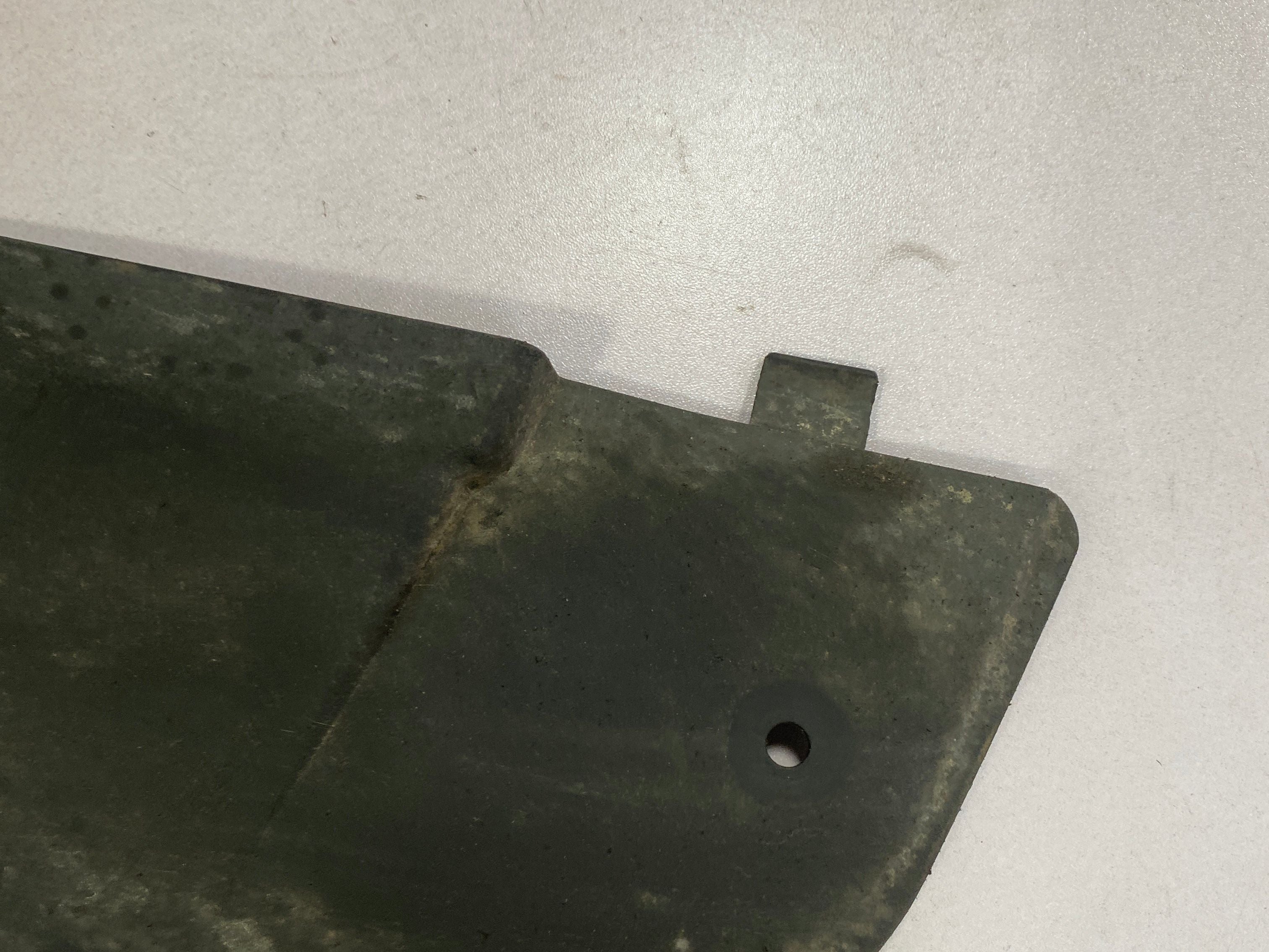 BMW M3 rear arch line splash guard trim right E46 2002 convertible ...