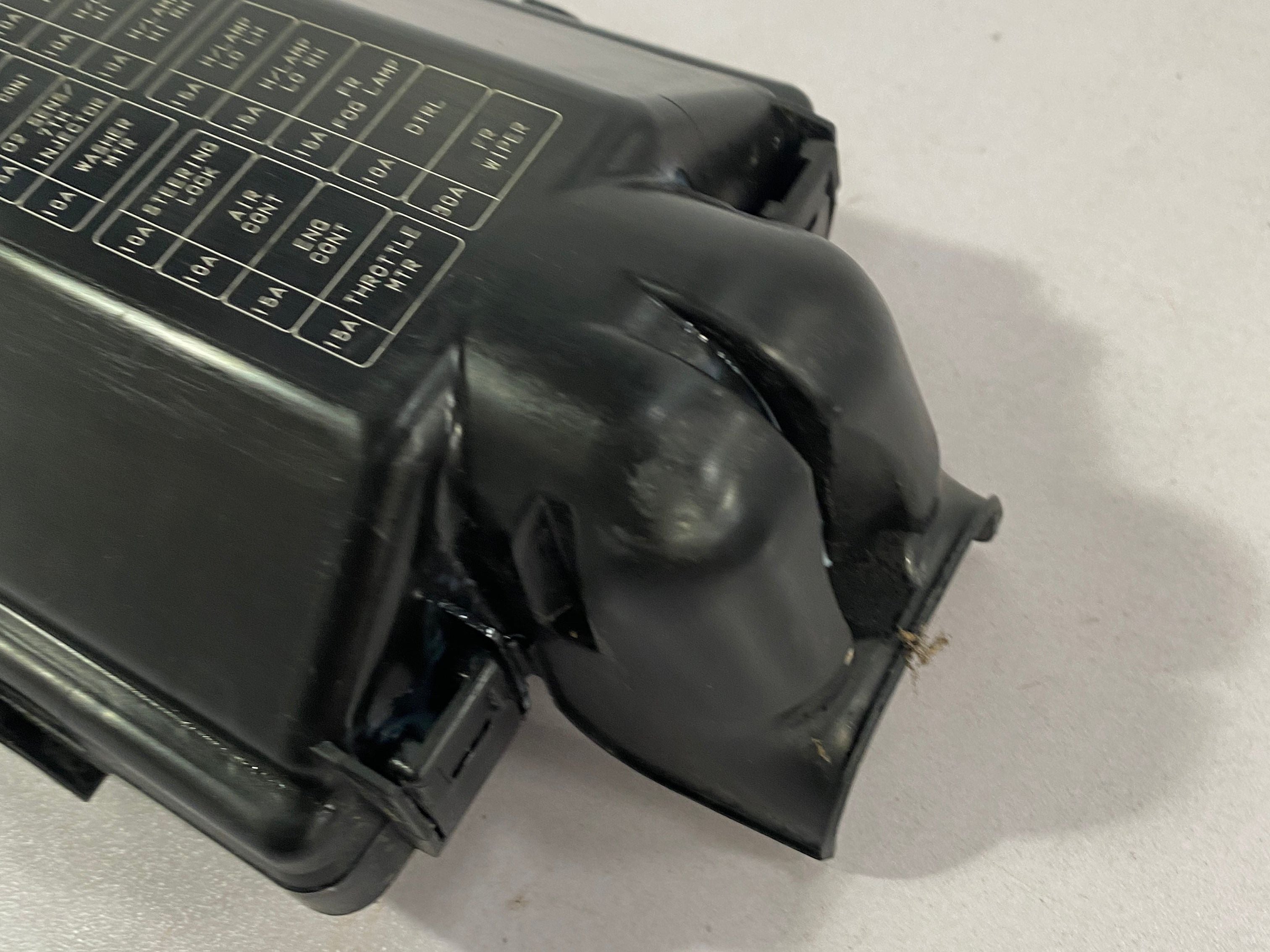 Nissan 370z Fuse box cover 2016 | Torque Motors