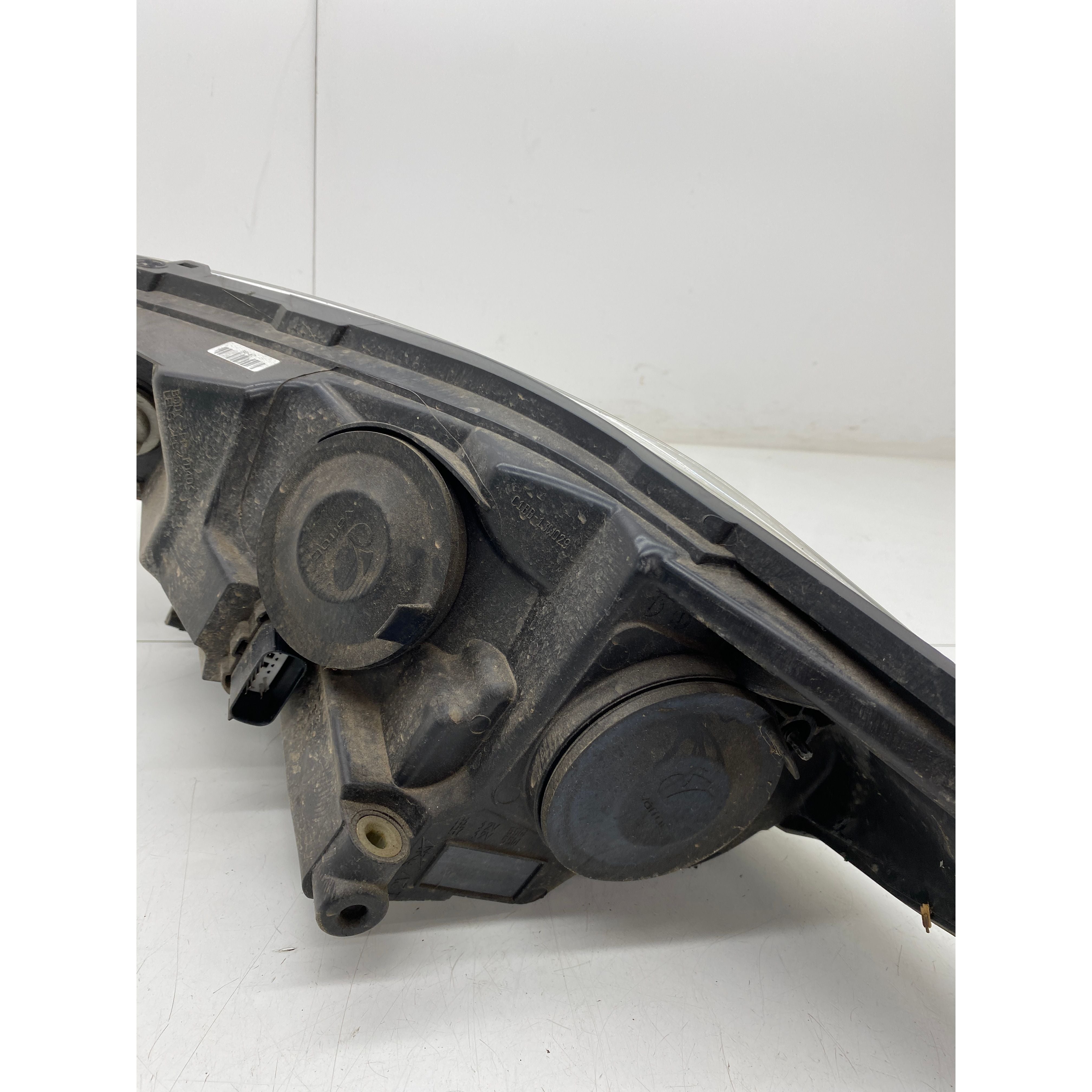 Ford Fiesta ST Headlight drivers right MK7 ST180 2014 ST-2 | Torque Motors
