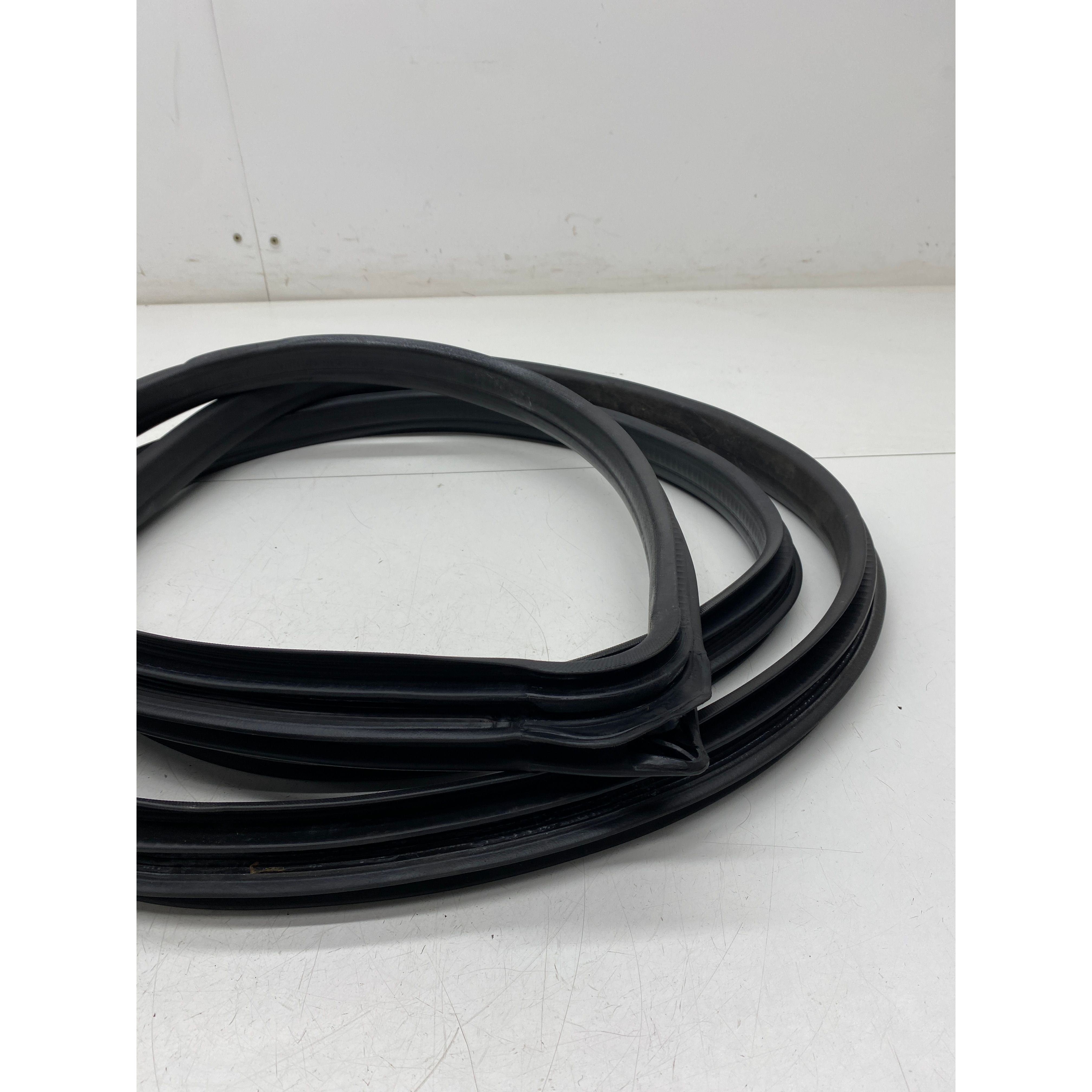 Ford Fiesta ST Door sill rubber seal passenger left MK7 ST180 2014 ST ...