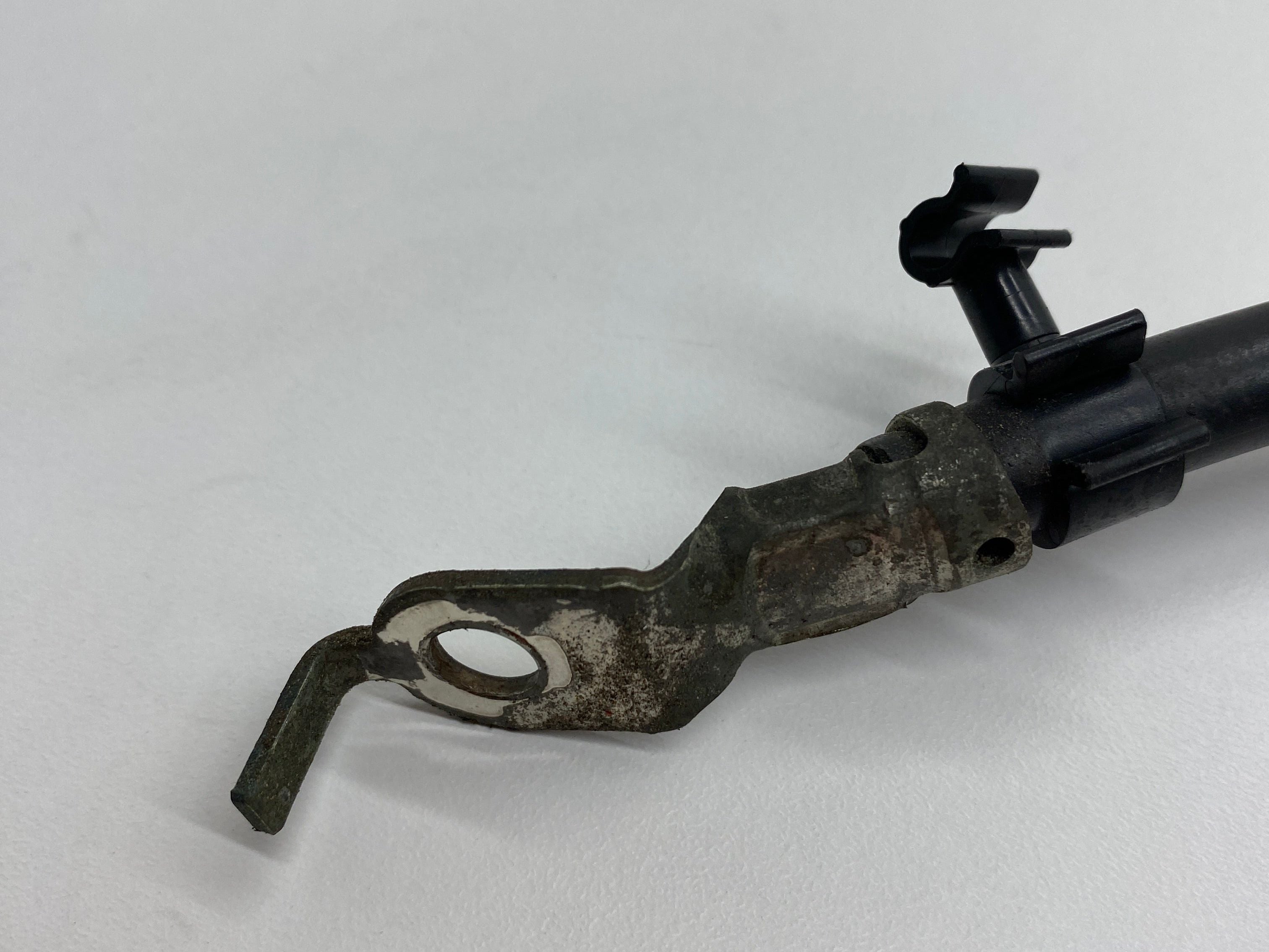 Ford Focus RS Battery terminal cable MK3 2017 | Torque Motors