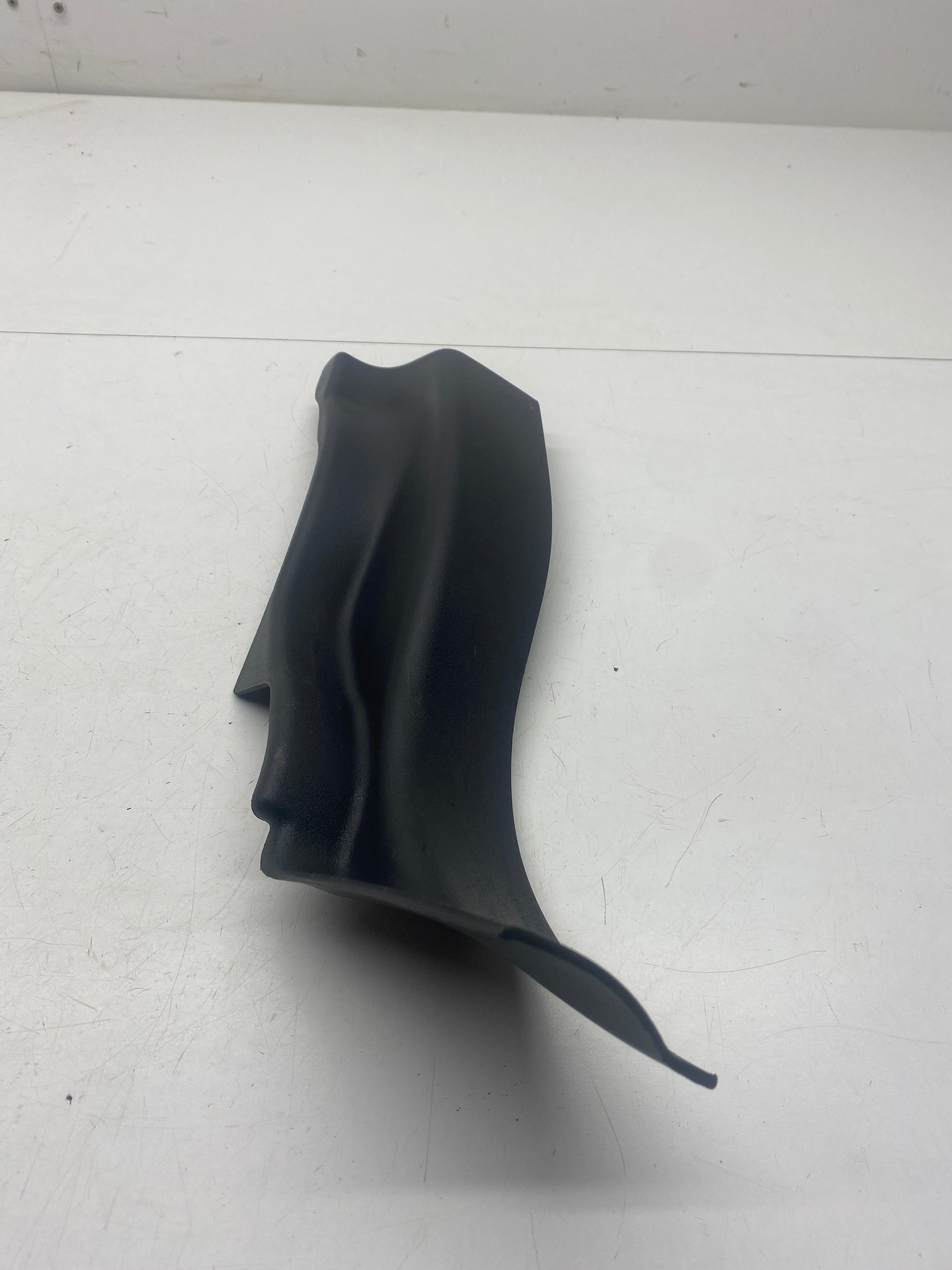 Range rover loading trim cover rear left 2006 Land Rover | Torque Motors