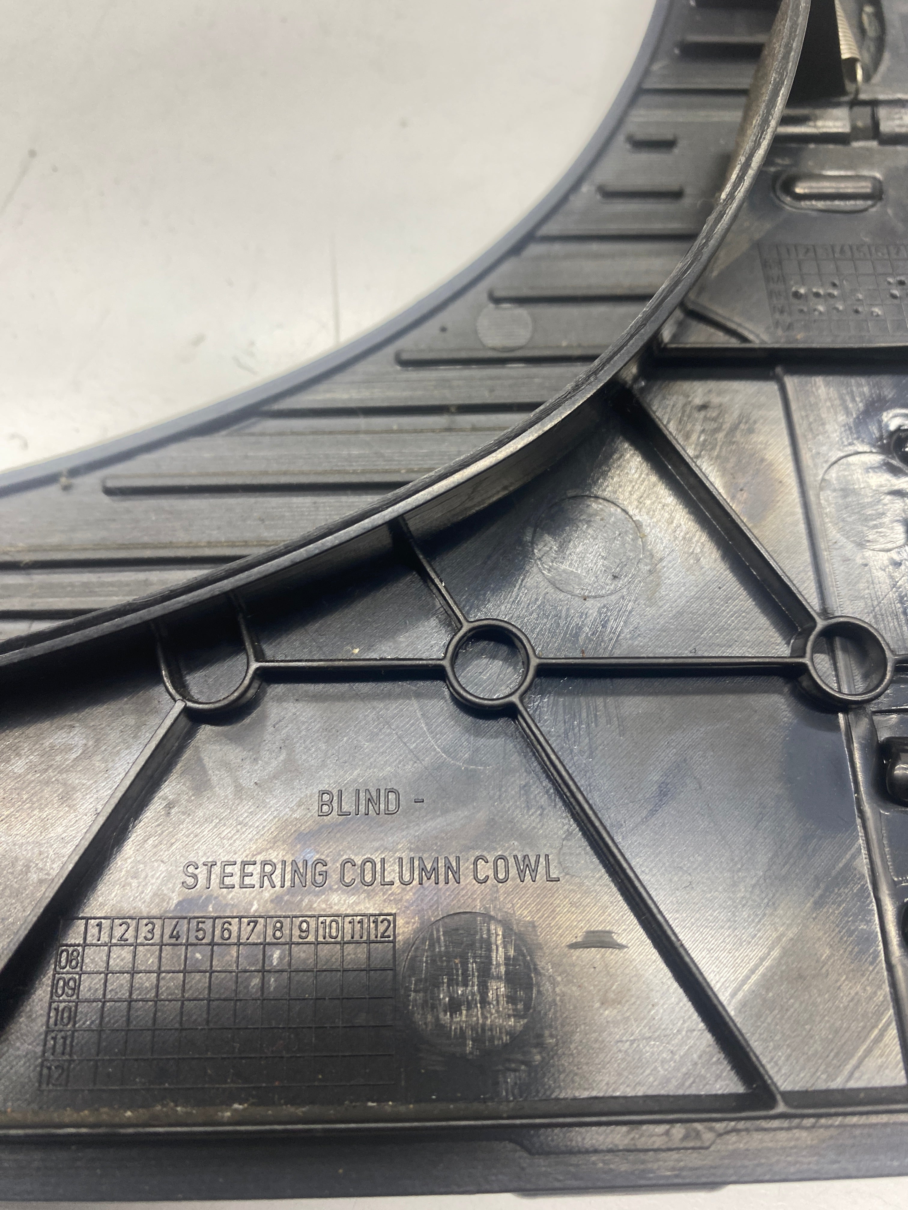 Range rover steering column trim 2006 Land Rover | Torque Motors