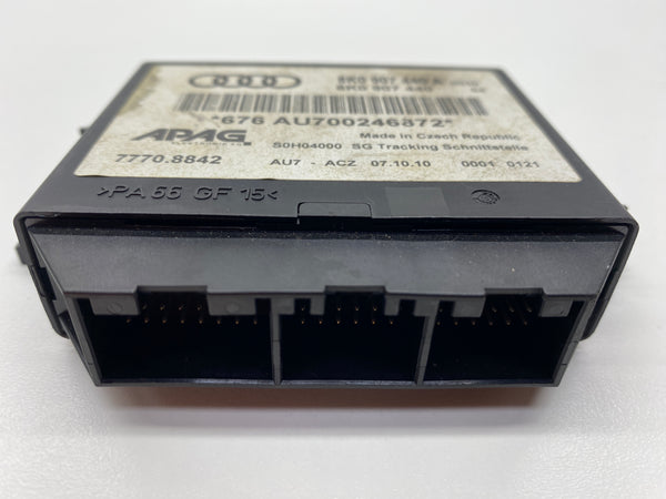 Audi TT RS vehicle location system interface control unit 2011 TTRS 8K ...