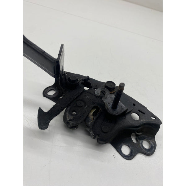 Nissan Juke bonnet latch catch Nismo 2014 | Torque Motors