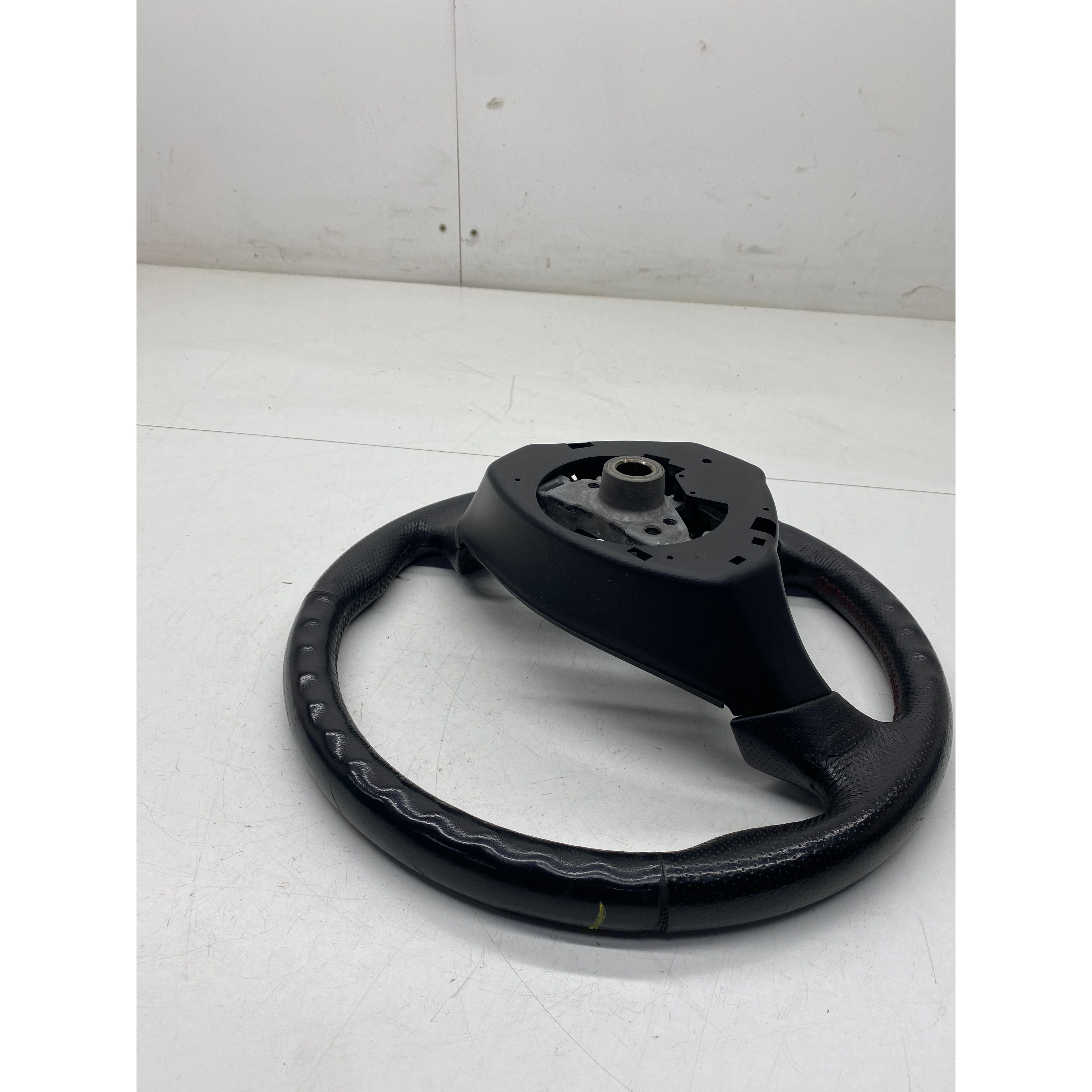 Subaru Impreza Steering wheel WRX STI 2003 | Torque Motors