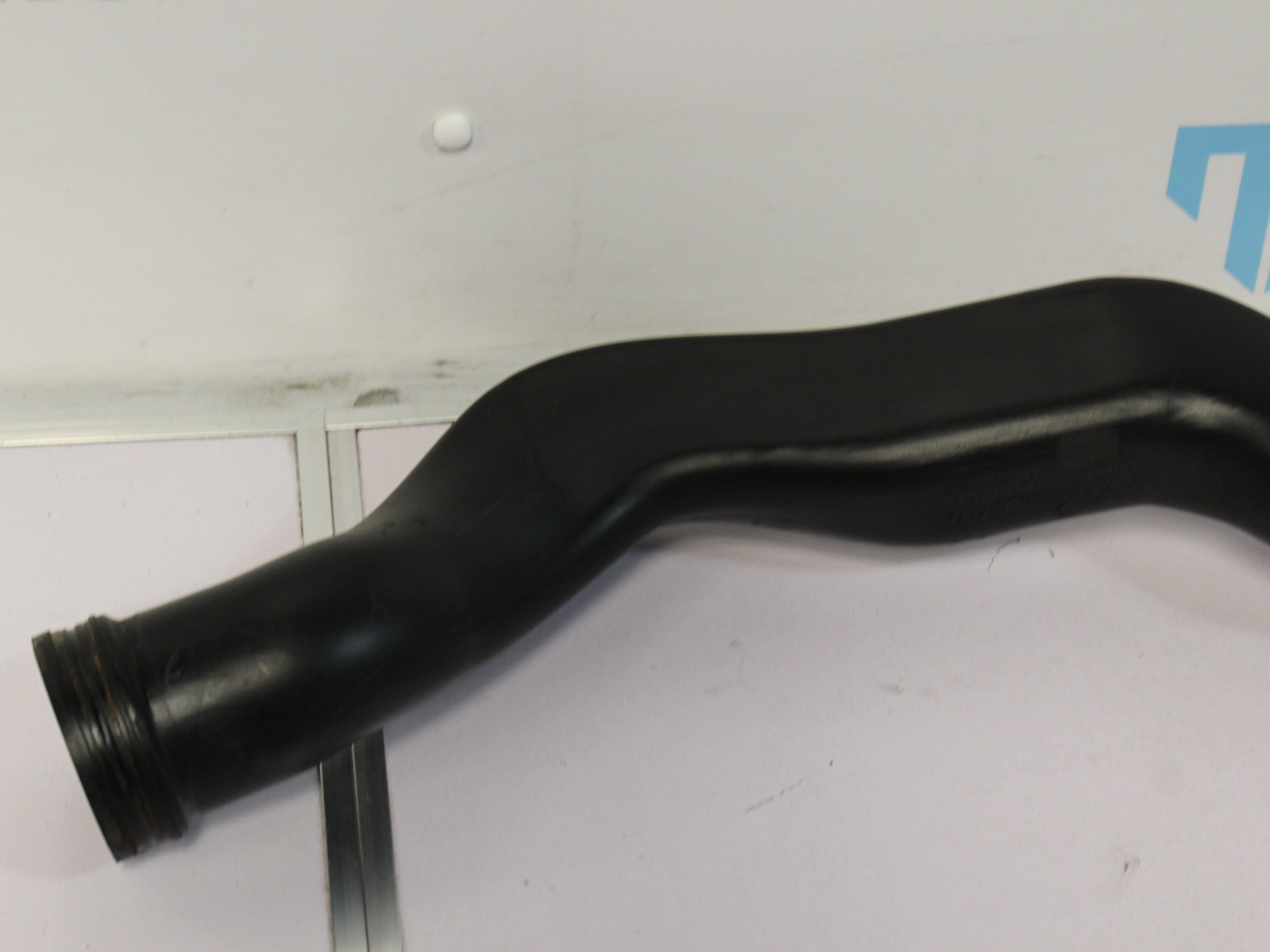 Porsche 911 996 Turbo Air pipe 99611062671 | Torque Motors