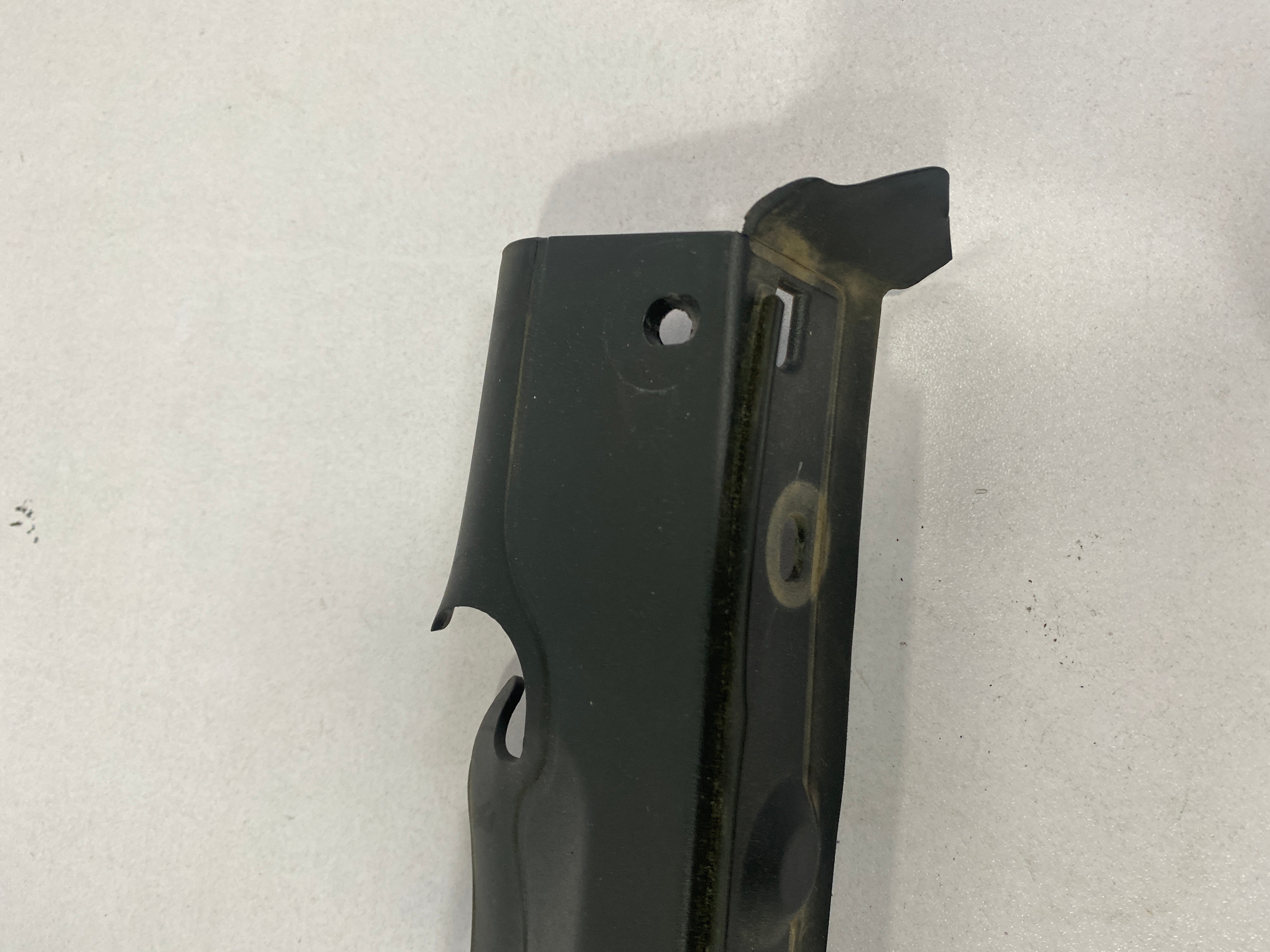 BMW M240i Wing cover seal trim right 2019 2 Series 51767269997 | Torque ...