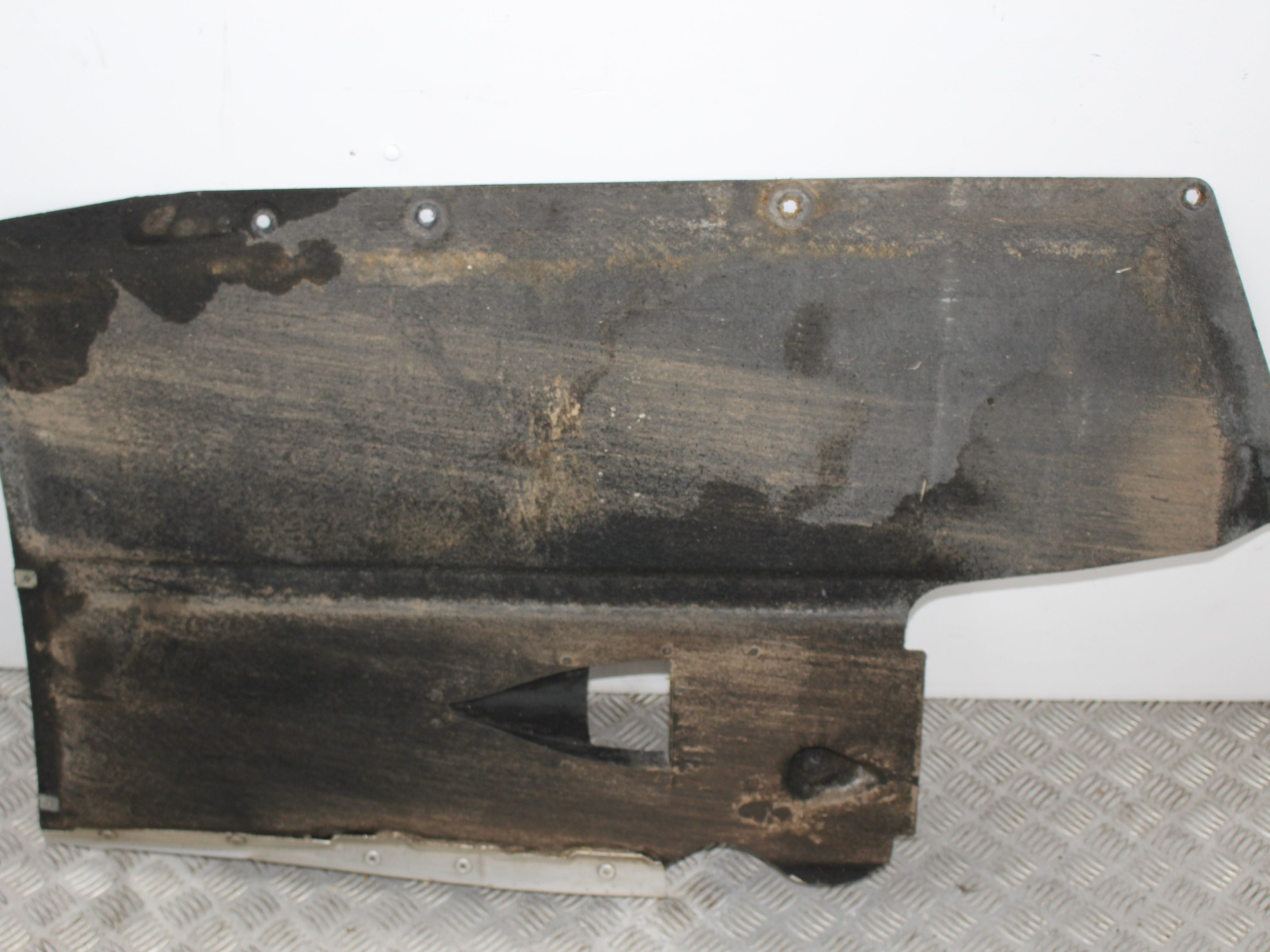 BMW M4 Centre under body undertray cover F82 2017 Competition 4 series ...