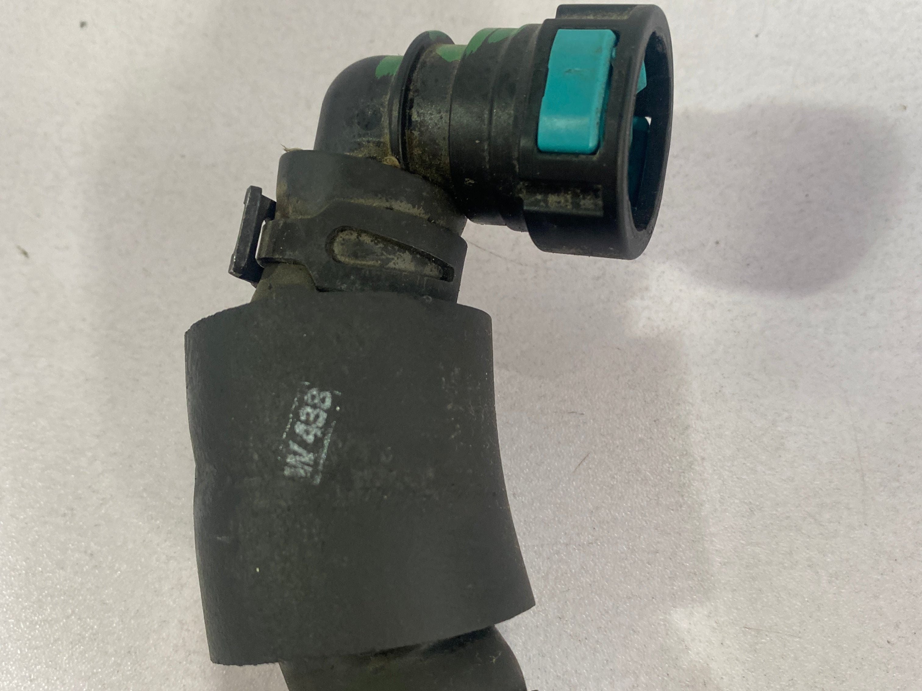 Range rover Velar Water coolant pipe 2020 D180 R Dynamic | Torque Motors