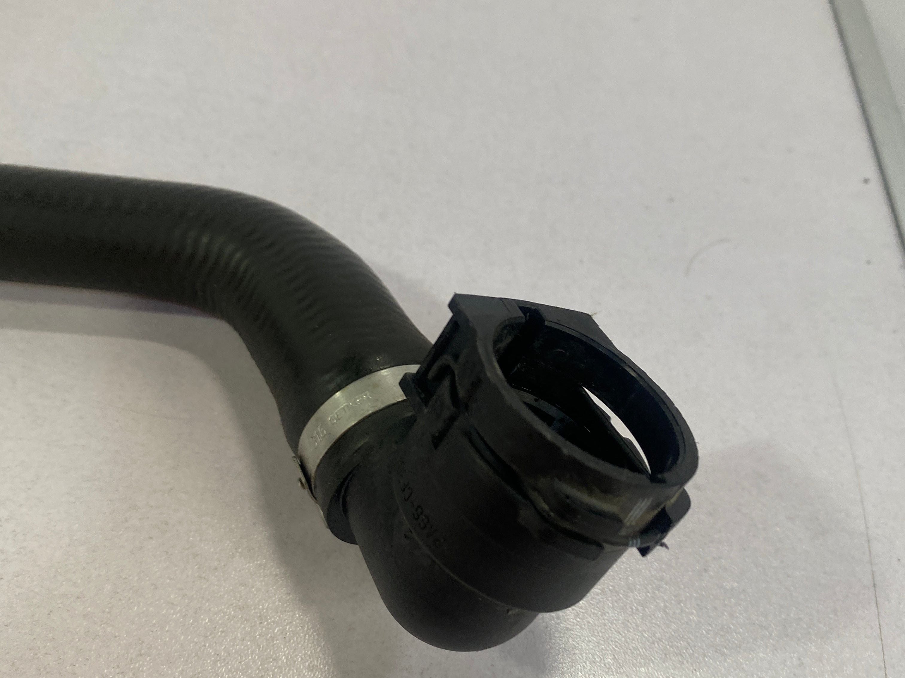 Range rover Velar Water coolant pipe 2020 D180 R Dynamic | Torque Motors
