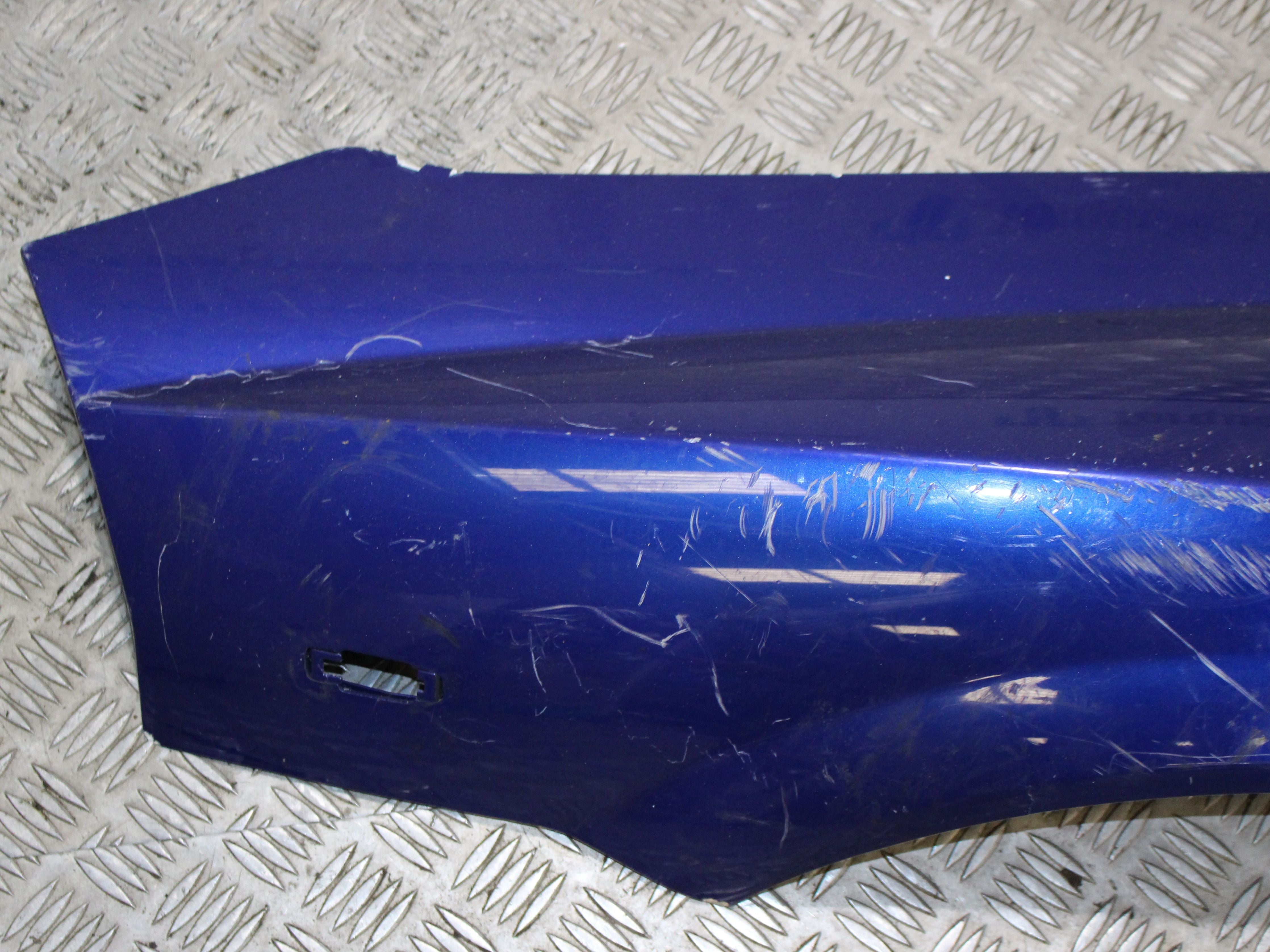 Vauxhall VX220 Turbo front clam clamshell section cut | Torque Motors