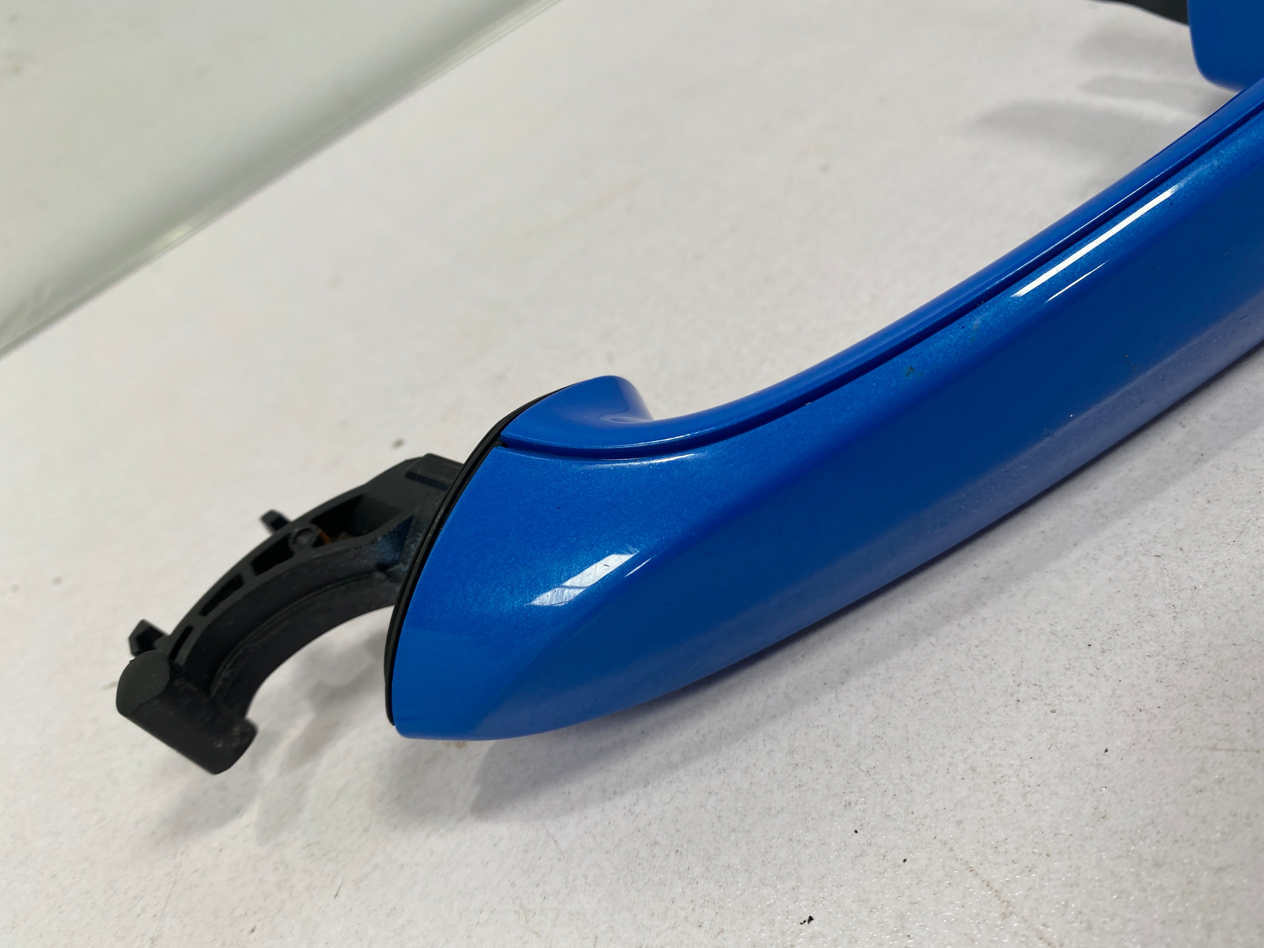 BMW M135i xDrive Door handle exterior left rear 2022 F40 1 Series ...