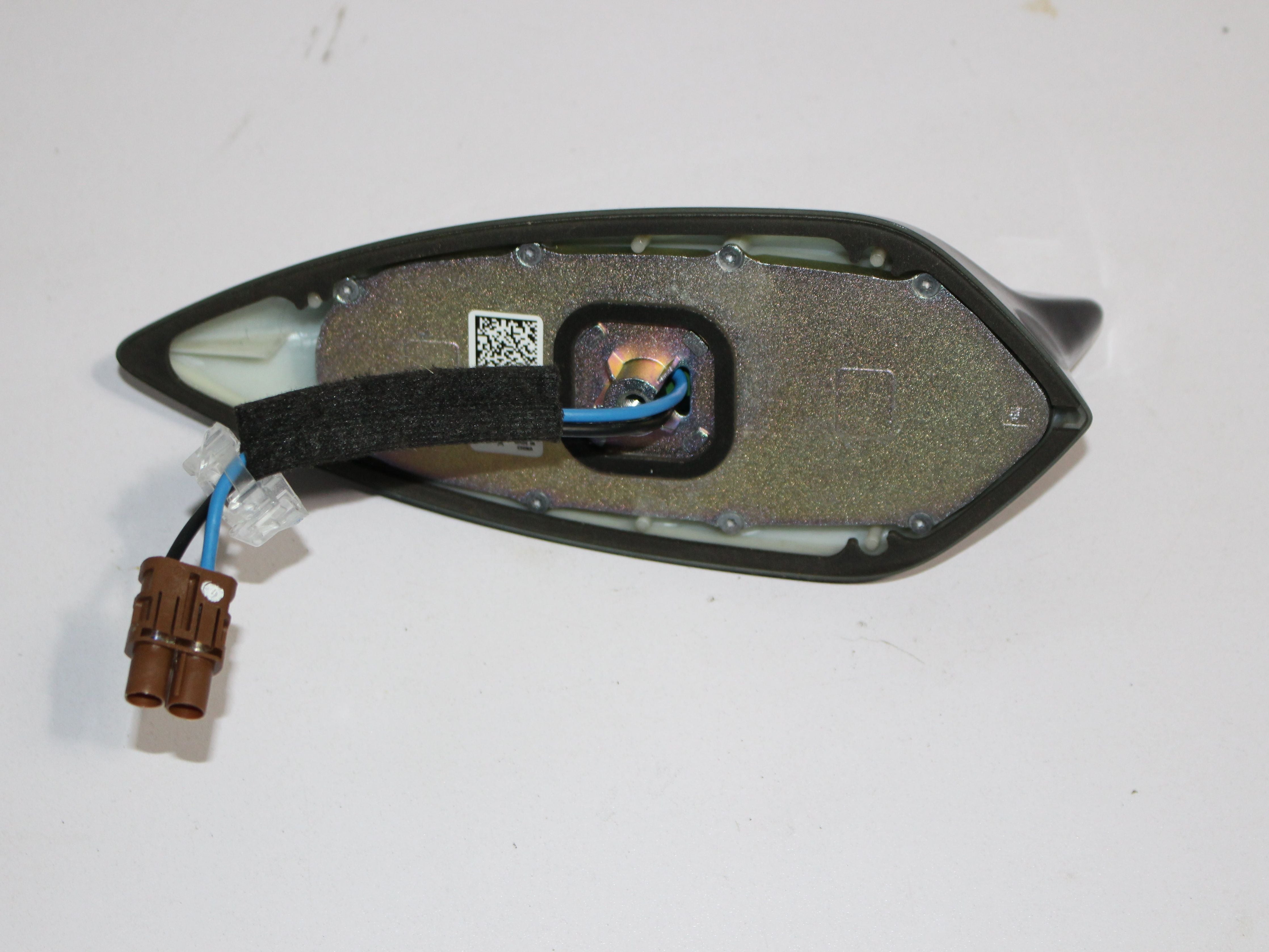 Vauxhall Astra J MK6 VXR Shark fin roof aerial antenna | Torque Motors