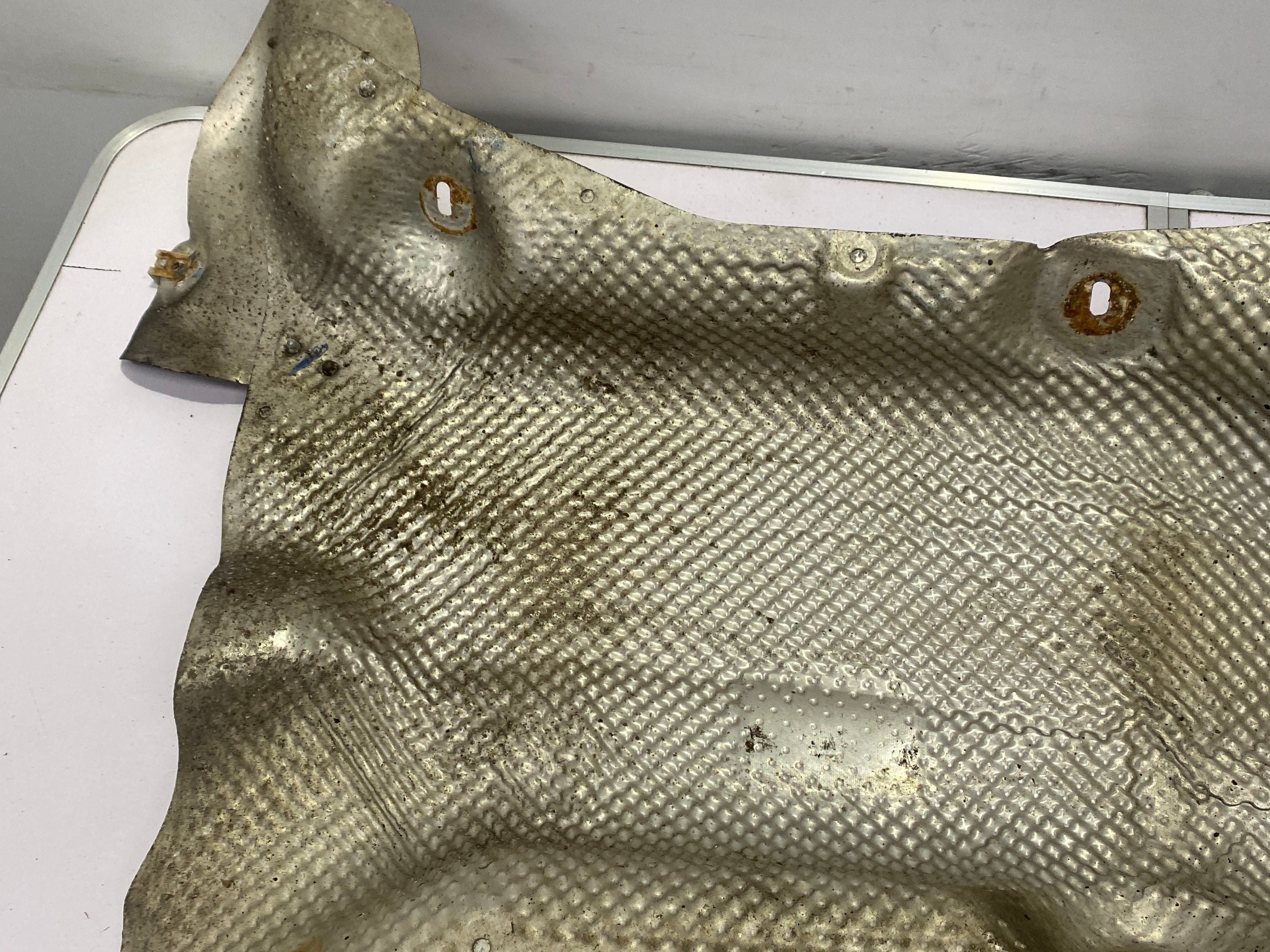 BMW M4 Exhaust fuel tank heat shield F82 2017 | Torque Motors