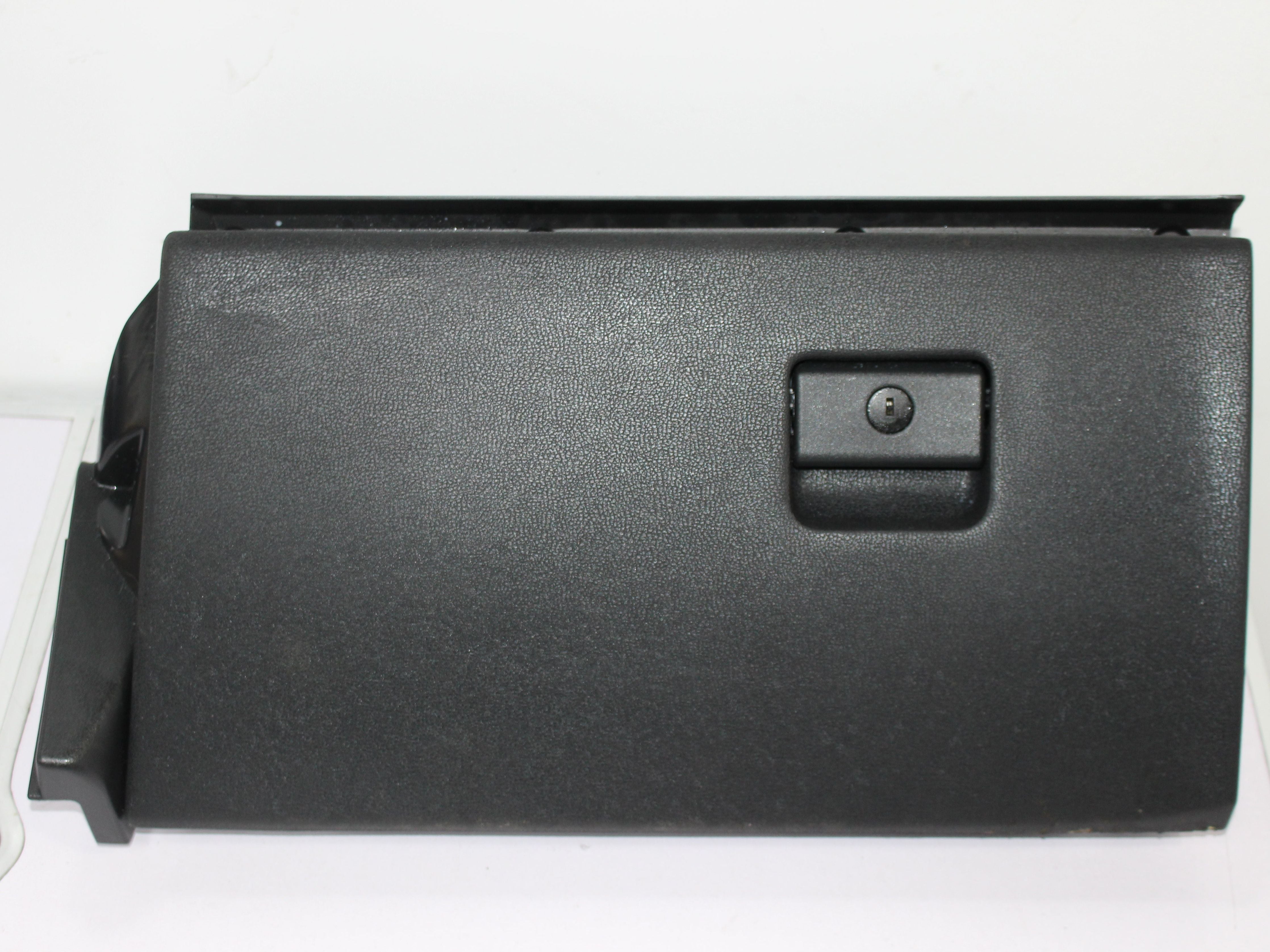 Nissan GTR R35 glovebox with lid storage 2010 | Torque Motors