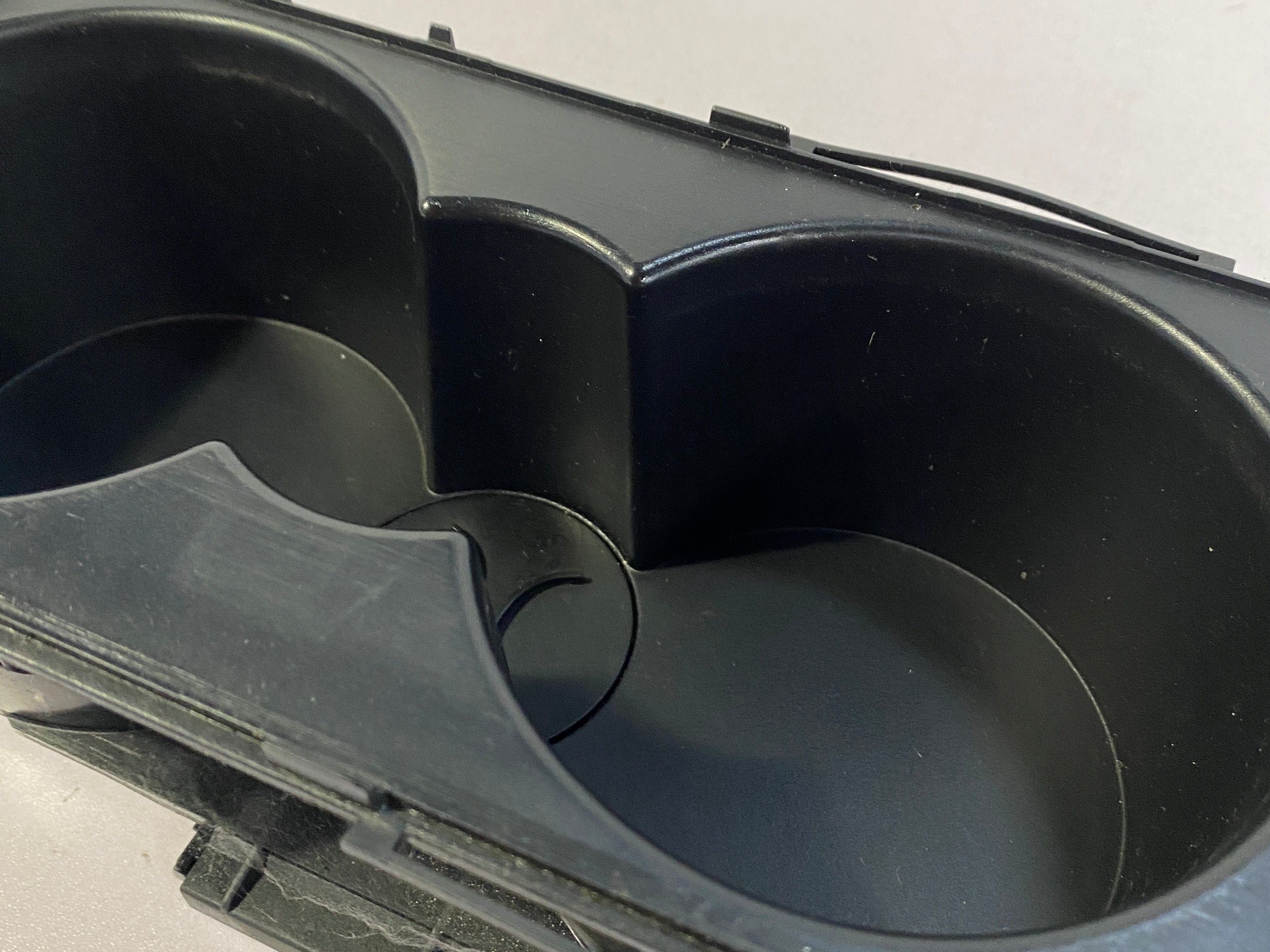 Range rover sport Cup holder 2006 L320 | Torque Motors